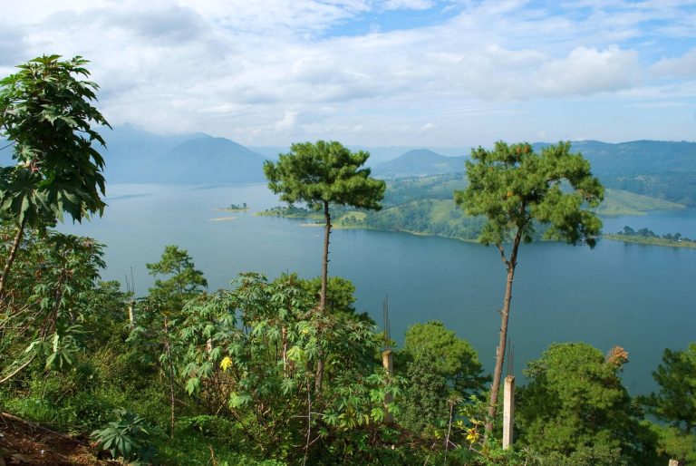 Umiam Lake - 7 Amazing Activities | Oddessemania